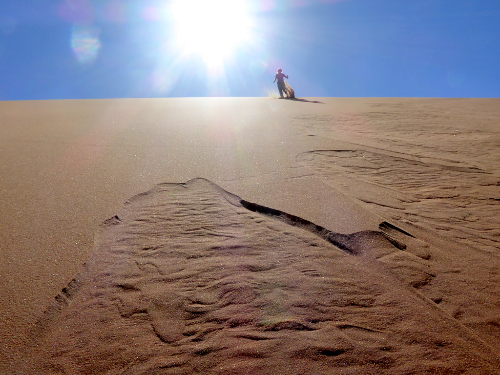 World’s Biggest Sandbox – The Adventures of Kerri & Matt